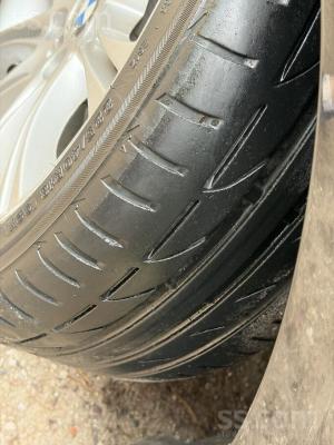 Black BMW 320 2006 in Riga, with an engine capacity of 2.00 L and mileage of 302 thousand km for 4800 €, photo 25 on AUTOMOTO.COM.LV