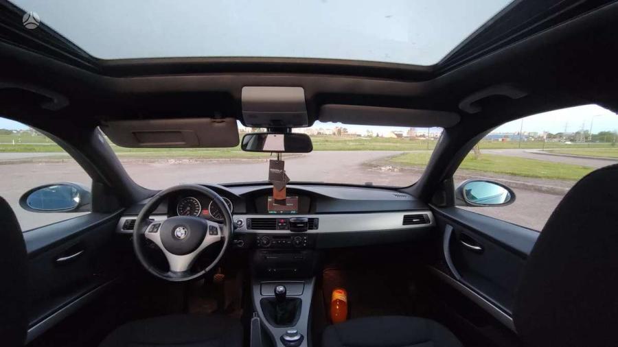 Melns BMW 320 2006 Rokiškis, ar dzinēja tilpumu 2.00 L un nobraukumu 411 tūkst. km par 2700 €, foto 10 vietnē AUTOMOTO.COM.LV