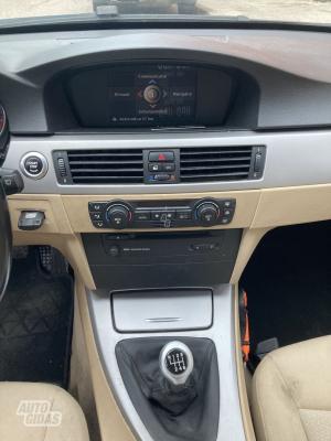 Melns BMW 320 2006 Viļņa, ar dzinēja tilpumu 2.00 L un nobraukumu 395 tūkst. km par 1850 €, foto 6 vietnē AUTOMOTO.COM.LV