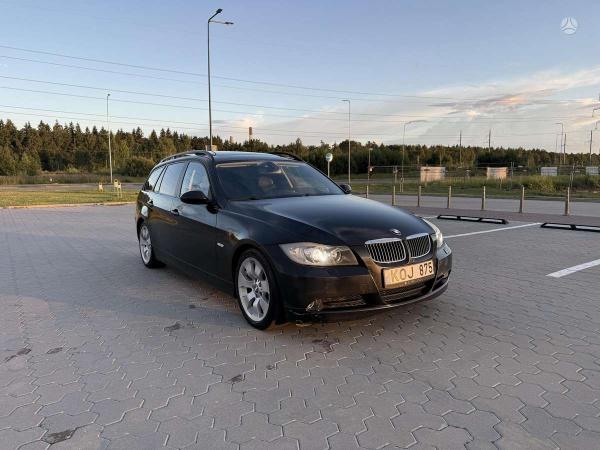 Черный БМВ 320 2006 в Каунас, объемом двигателя 2.00 л и пробегом 387 тыс. км за 3999 €, фото 4 на AUTOMOTO.COM.LV