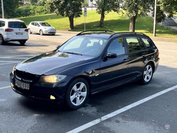 Black BMW 320 2006 in Utena, with an engine capacity of 2.00 L and mileage of 341 thousand km for 1800 €, photo 2 on AUTOMOTO.COM.LV