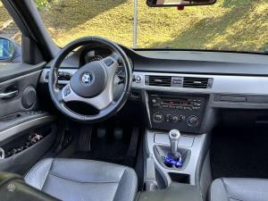 Melns BMW 320 2006 Utena, ar dzinēja tilpumu 2.00 L un nobraukumu 341 tūkst. km par 1800 €, foto 23 vietnē AUTOMOTO.COM.LV