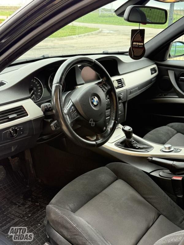 Black BMW 320 2006 in Kaunas, with an engine capacity of 2.00 L and mileage of 448 thousand km for 3650 €, photo 8 on AUTOMOTO.COM.LV