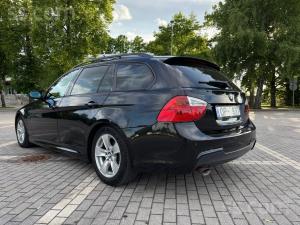 Черный БМВ 320 2006 в Рига, объемом двигателя 2.00 л и пробегом 315 тыс. км за 4900 €, фото 4 на AUTOMOTO.COM.LV