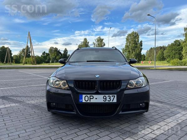 Черный БМВ 320 2006 в Рига, объемом двигателя 2.00 л и пробегом 315 тыс. км за 4900 €, фото 5 на AUTOMOTO.COM.LV
