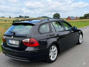Black BMW 320 2006 in Alytus, with an engine capacity of 2.00 L and mileage of 356 thousand km for 2850 €, photo 6 on AUTOMOTO.COM.LV