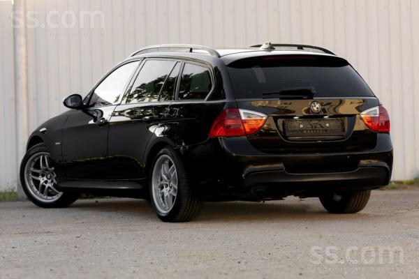 Melns BMW 320 2006 Jelgava, ar dzinēja tilpumu 2.00 L un nobraukumu 266 tūkst. km par 3500 €, foto 4 vietnē AUTOMOTO.COM.LV