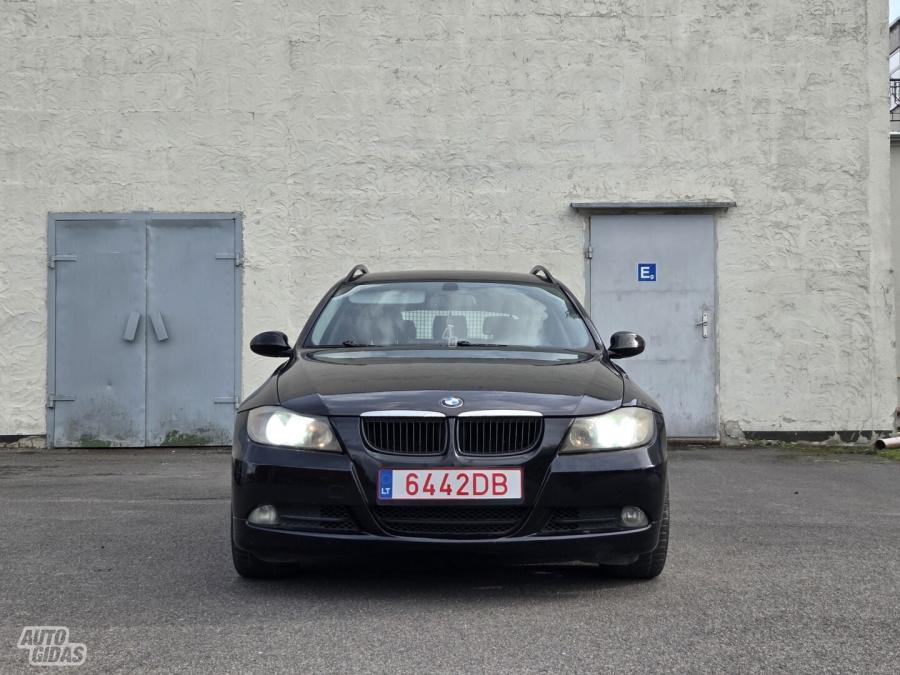 Melns BMW 320 2006 Viļņa, ar dzinēja tilpumu 2.00 L un nobraukumu 300 tūkst. km par 3400 €, foto 1 vietnē AUTOMOTO.COM.LV