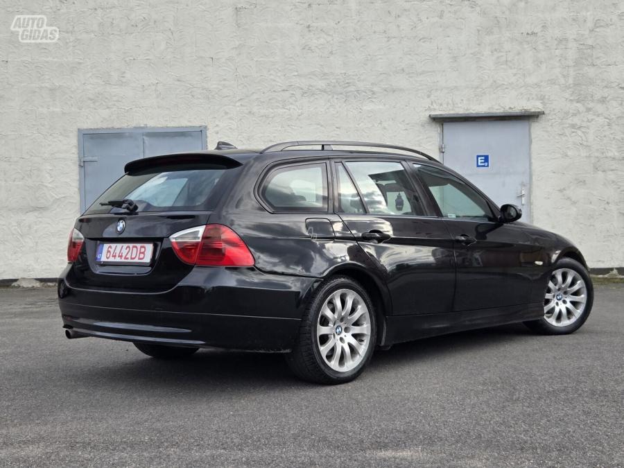 Melns BMW 320 2006 Viļņa, ar dzinēja tilpumu 2.00 L un nobraukumu 300 tūkst. km par 3400 €, foto 6 vietnē AUTOMOTO.COM.LV