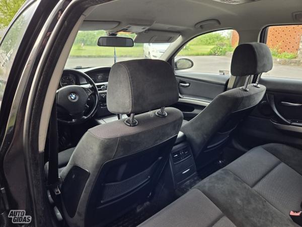 Black BMW 320 2006 in Vilnius, with an engine capacity of 2.00 L and mileage of 300 thousand km for 3400 €, photo 10 on AUTOMOTO.COM.LV