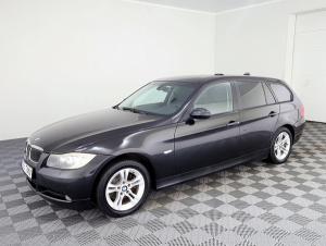 Black BMW 320 2006 in Tallinn, with an engine capacity of 2.00 L and mileage of 512 thousand km for 1399 €, photo 3 on AUTOMOTO.COM.LV