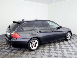 Black BMW 320 2006 in Tallinn, with an engine capacity of 2.00 L and mileage of 512 thousand km for 1399 €, photo 4 on AUTOMOTO.COM.LV