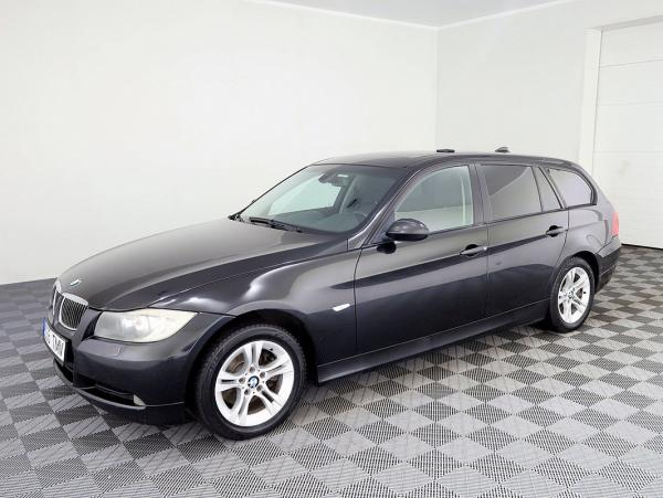 Black BMW 320 2006 in Tallinn, with an engine capacity of 2.00 L and mileage of 512 thousand km for 1399 €, photo 10 on AUTOMOTO.COM.LV