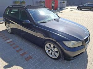 Black BMW 320 2006 in Siauliai, with an engine capacity of 2.00 L and mileage of 397 thousand km for 2245 €, photo 3 on AUTOMOTO.COM.LV