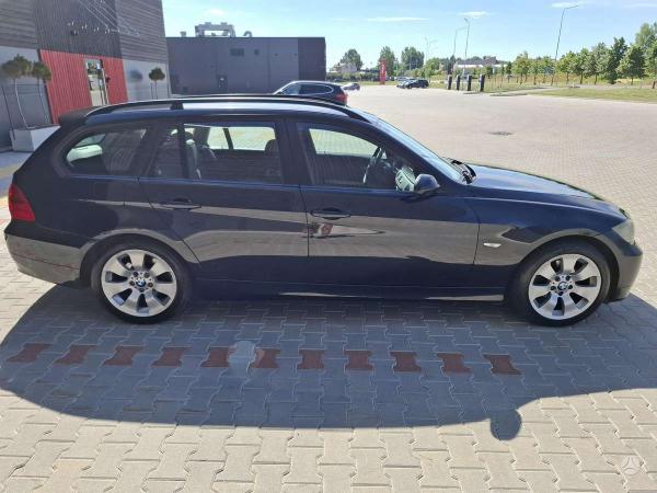 Melns BMW 320 2006 Šauļi, ar dzinēja tilpumu 2.00 L un nobraukumu 397 tūkst. km par 2245 €, foto 3 vietnē AUTOMOTO.COM.LV