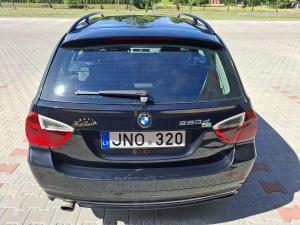 Black BMW 320 2006 in Siauliai, with an engine capacity of 2.00 L and mileage of 397 thousand km for 2245 €, photo 6 on AUTOMOTO.COM.LV