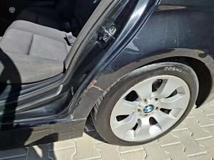Black BMW 320 2006 in Siauliai, with an engine capacity of 2.00 L and mileage of 397 thousand km for 2245 €, photo 14 on AUTOMOTO.COM.LV