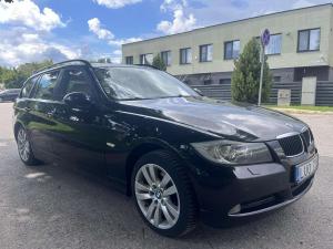 Black BMW 320 2006 in Kaunas, with an engine capacity of 2.00 L and mileage of 387 thousand km for 2800 €, photo 4 on AUTOMOTO.COM.LV