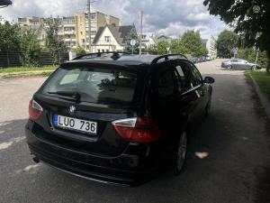 Black BMW 320 2006 in Kaunas, with an engine capacity of 2.00 L and mileage of 387 thousand km for 2800 €, photo 6 on AUTOMOTO.COM.LV