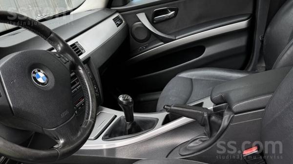 Melns BMW 320 2006 Rīga, ar dzinēja tilpumu 2.00 L un nobraukumu 0 tūkst. km par 2350 €, foto 5 vietnē AUTOMOTO.COM.LV