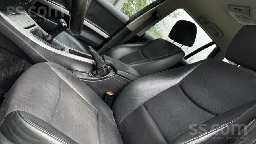 Black BMW 320 2006 in Riga, with an engine capacity of 2.00 L and mileage of 0 thousand km for 2350 €, photo 7 on AUTOMOTO.COM.LV
