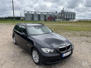 Melns BMW 320 2006 Jonava, ar dzinēja tilpumu 2.00 L un nobraukumu 425 tūkst. km par 2450 €, foto 3 vietnē AUTOMOTO.COM.LV