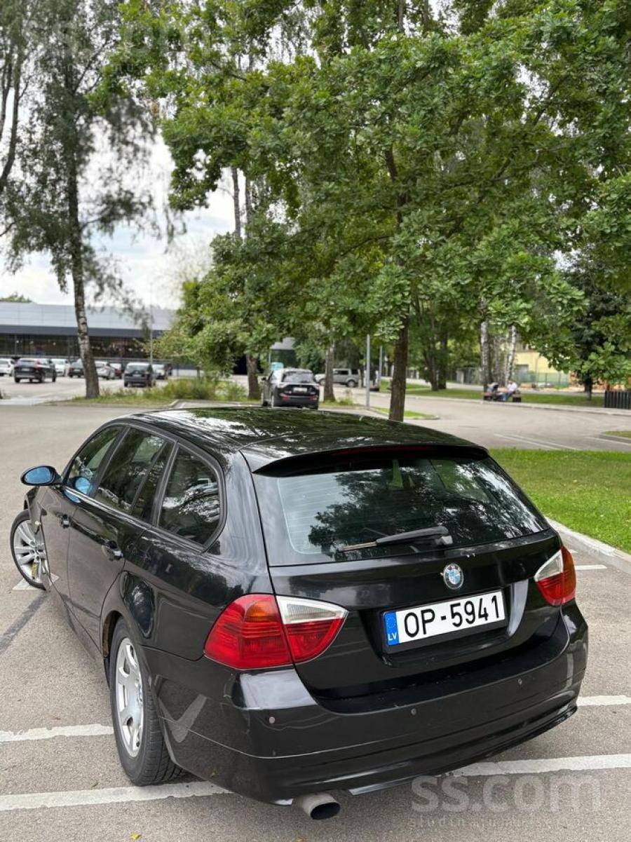 Black BMW 320 2006 in Riga, with an engine capacity of 2.00 L and mileage of 360 thousand km for 2850 €, photo 5 on AUTOMOTO.COM.LV