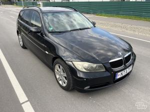 Черный БМВ 320 2006 в Паневежис, объемом двигателя 2.00 л и пробегом 295 тыс. км за 2200 €, фото 5 на AUTOMOTO.COM.LV