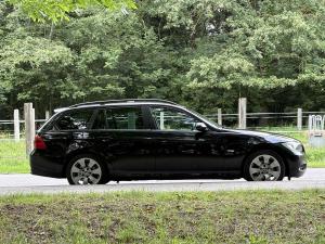 Black BMW 320 2006 in Siauliai, with an engine capacity of 2.00 L and mileage of 396 thousand km for 2550 €, photo 5 on AUTOMOTO.COM.LV