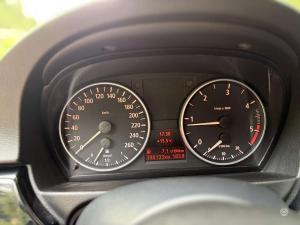 Black BMW 320 2006 in Siauliai, with an engine capacity of 2.00 L and mileage of 396 thousand km for 2550 €, photo 16 on AUTOMOTO.COM.LV
