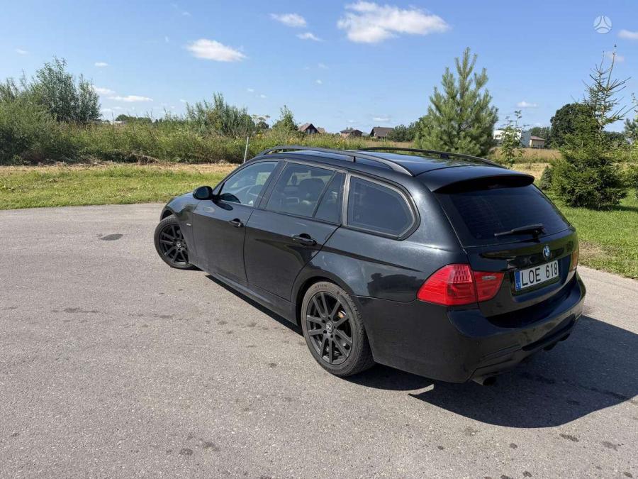 Melns BMW 320 2006 Kauņa, ar dzinēja tilpumu 1.99 L un nobraukumu 360 tūkst. km par 3200 €, foto 6 vietnē AUTOMOTO.COM.LV