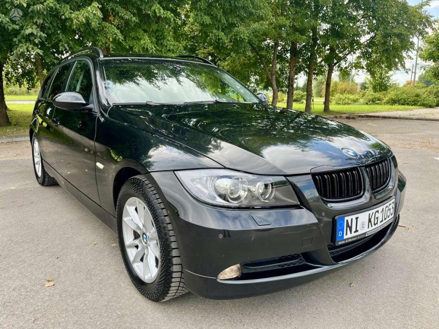 Black BMW 320 2006 in Kaunas, with an engine capacity of 2.00 L and mileage of 335 thousand km for 3600 €, photo 4 on AUTOMOTO.COM.LV