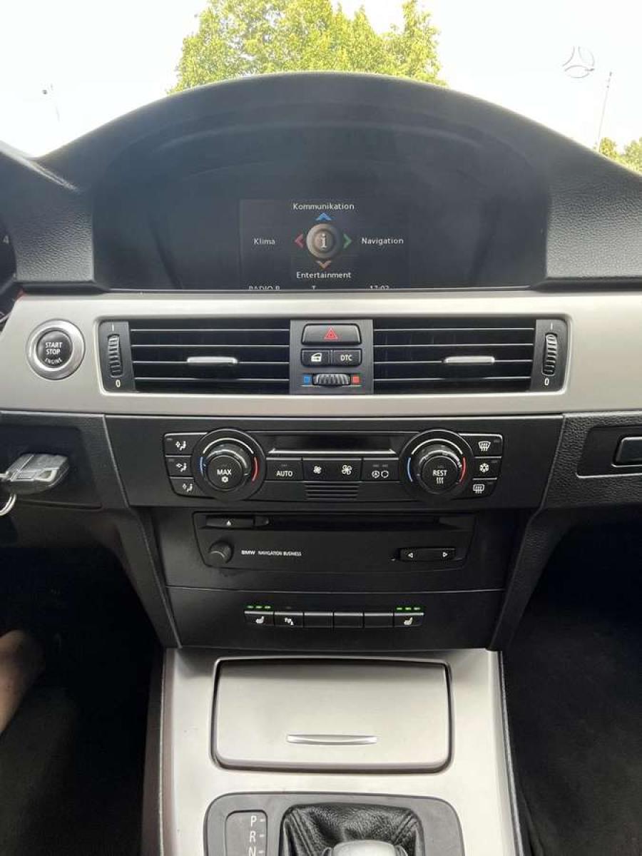 Black BMW 320 2006 in Kaunas, with an engine capacity of 2.00 L and mileage of 335 thousand km for 3600 €, photo 23 on AUTOMOTO.COM.LV
