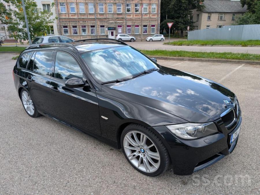 Black BMW 320 2006 in Daugavpils, with an engine capacity of 2.00 L and mileage of 313 thousand km for 4950 €, photo 9 on AUTOMOTO.COM.LV
