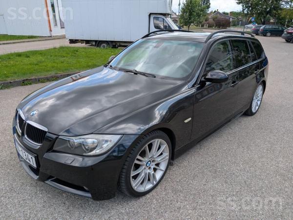 Melns BMW 320 2006 Daugavpils, ar dzinēja tilpumu 2.00 L un nobraukumu 313 tūkst. km par 4950 €, foto 9 vietnē AUTOMOTO.COM.LV