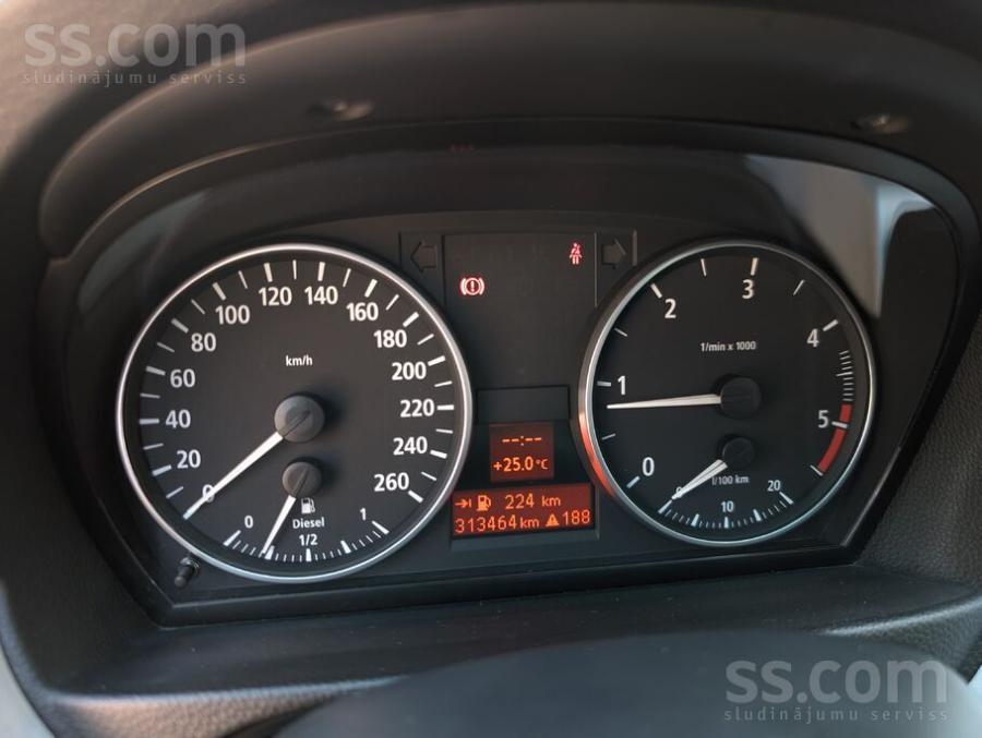 Black BMW 320 2006 in Daugavpils, with an engine capacity of 2.00 L and mileage of 313 thousand km for 4950 €, photo 22 on AUTOMOTO.COM.LV