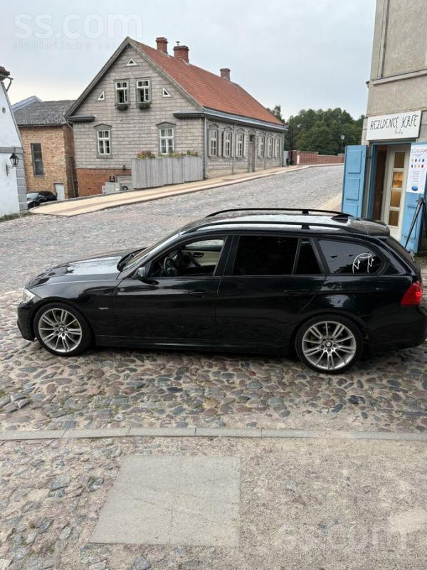 Melns BMW 320 2006 Kuldīga, ar dzinēja tilpumu 2.00 L un nobraukumu 395 tūkst. km par 3500 €, foto 10 vietnē AUTOMOTO.COM.LV