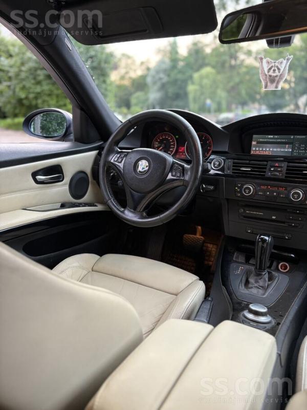 Black BMW 320 2006 in Kuldiga, with an engine capacity of 2.00 L and mileage of 395 thousand km for 3500 €, photo 9 on AUTOMOTO.COM.LV