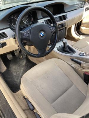 Black BMW 320 2006 in Vilnius, with an engine capacity of 2.00 L and mileage of 395 thousand km for 1750 €, photo 7 on AUTOMOTO.COM.LV