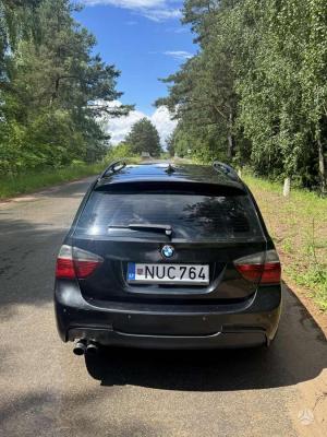 Black BMW 320 2006 in Vilnius, with an engine capacity of 2.00 L and mileage of 410 thousand km for 3850 €, photo 4 on AUTOMOTO.COM.LV