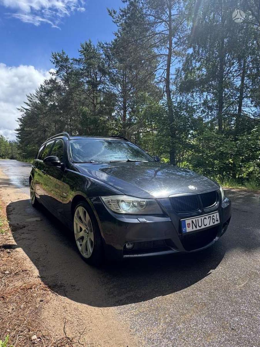 Black BMW 320 2006 in Vilnius, with an engine capacity of 2.00 L and mileage of 410 thousand km for 3850 €, photo 6 on AUTOMOTO.COM.LV