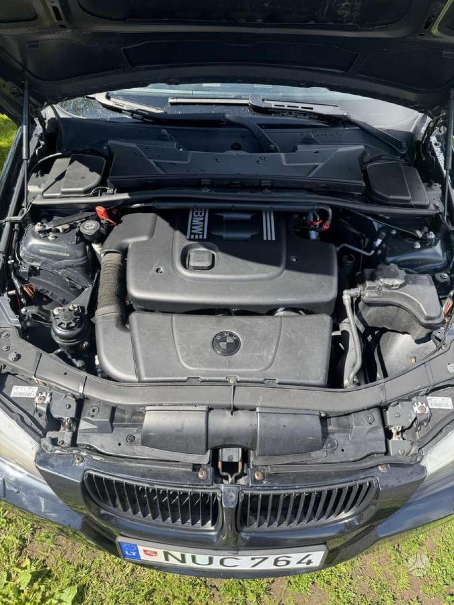 Black BMW 320 2006 in Vilnius, with an engine capacity of 2.00 L and mileage of 410 thousand km for 3850 €, photo 18 on AUTOMOTO.COM.LV