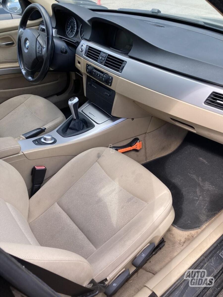 Melns BMW 320 2006 Viļņa, ar dzinēja tilpumu 2.00 L un nobraukumu 395 tūkst. km par 1750 €, foto 8 vietnē AUTOMOTO.COM.LV