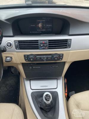 Black BMW 320 2006 in Vilnius, with an engine capacity of 2.00 L and mileage of 403 thousand km for 1750 €, photo 6 on AUTOMOTO.COM.LV