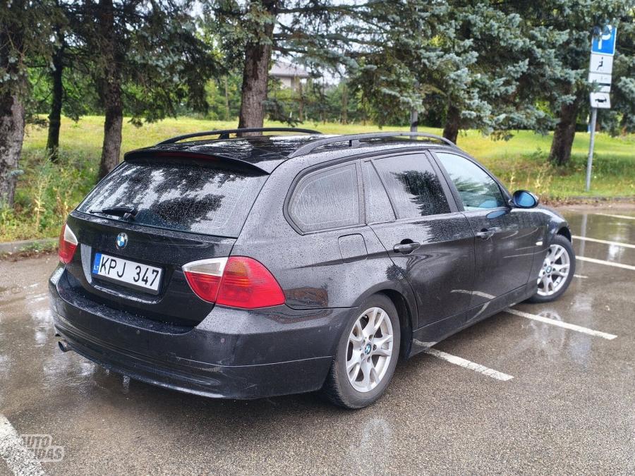 Черный БМВ 320 2006 в Алитус, объемом двигателя 2.00 л и пробегом 330 тыс. км за 1500 €, фото 5 на AUTOMOTO.COM.LV