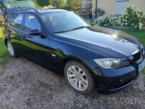 Melns BMW 320 2006 Jūrmala, ar dzinēja tilpumu 2.00 L un nobraukumu 355 tūkst. km par 2500 €, foto 3 vietnē AUTOMOTO.COM.LV