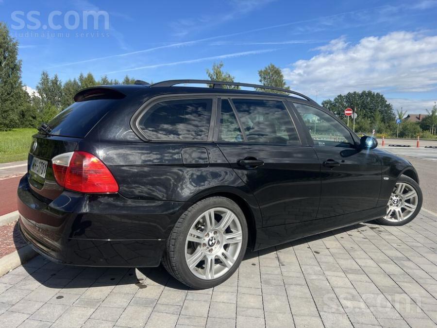 Melns BMW 320 2006 Jelgava, ar dzinēja tilpumu 2.00 L un nobraukumu 335 tūkst. km par 3500 €, foto 4 vietnē AUTOMOTO.COM.LV