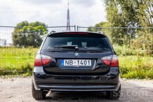 Black BMW 320 2006 in Riga, with an engine capacity of 2.00 L and mileage of 305 thousand km for 4490 €, photo 9 on AUTOMOTO.COM.LV