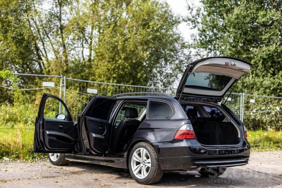 Black BMW 320 2006 in Riga, with an engine capacity of 2.00 L and mileage of 305 thousand km for 4490 €, photo 10 on AUTOMOTO.COM.LV