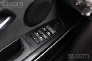 Black BMW 320 2006 in Riga, with an engine capacity of 2.00 L and mileage of 305 thousand km for 4490 €, photo 14 on AUTOMOTO.COM.LV